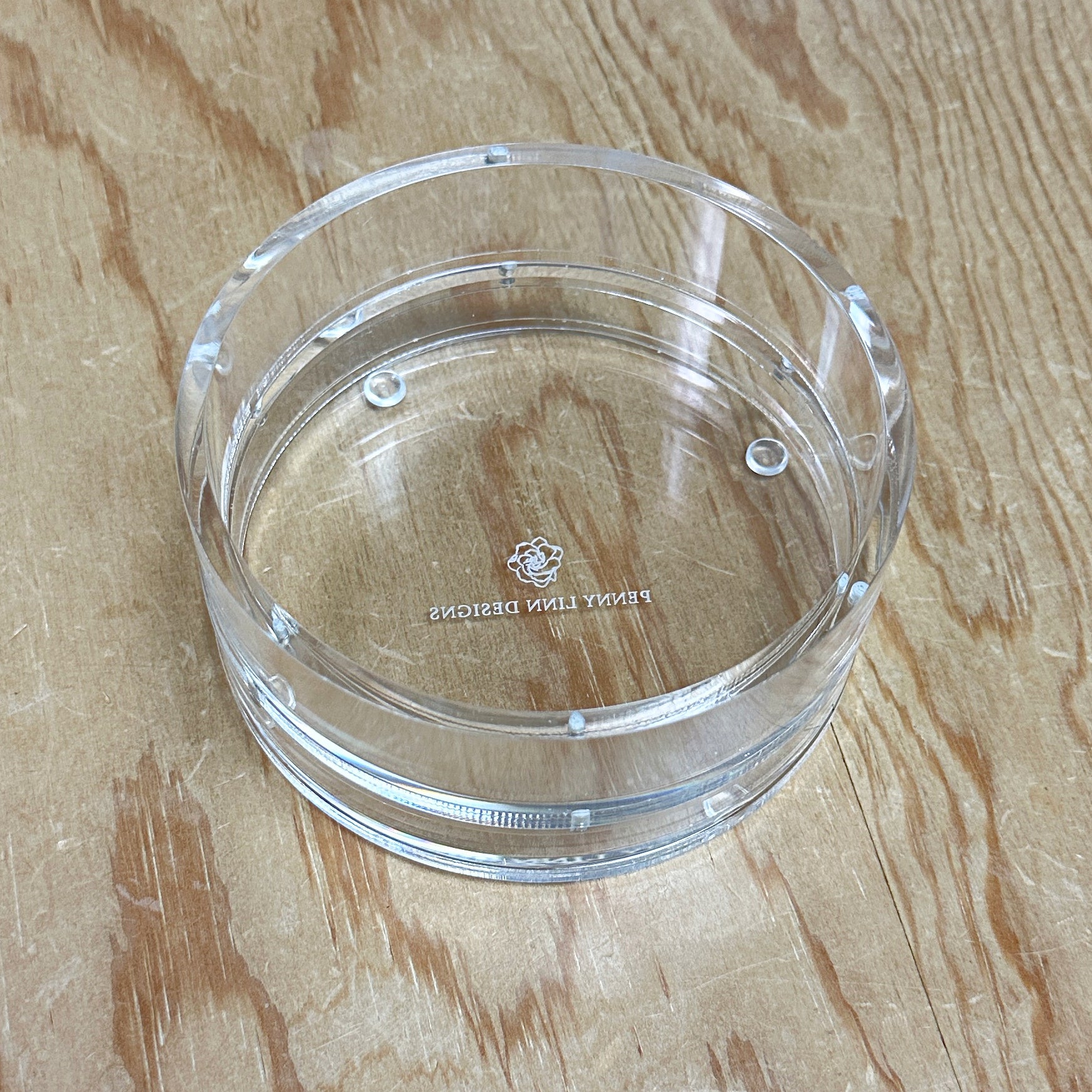 Acrylic Tray, 4" x 4" Round – The Needle Bug