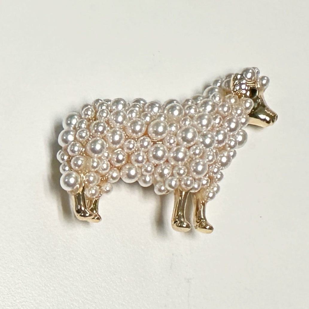 pearly sheep needleminder – The Needle Bug